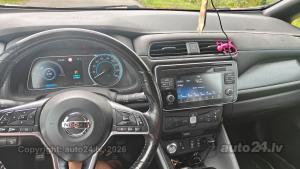 Red Nissan Leaf 2019 in Tallinn, with an engine capacity of 0.00 L and mileage of 88 thousand km for 12900 €, photo 9 on AUTOMOTO.COM.LV