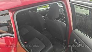 Red Nissan Leaf 2019 in Tallinn, with an engine capacity of 0.00 L and mileage of 88 thousand km for 12900 €, photo 11 on AUTOMOTO.COM.LV