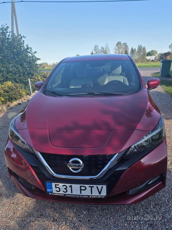 Red Nissan Leaf 2020 in Tartu, with an engine capacity of 0.00 L and mileage of 119 thousand km for 12505 €, photo 2 on AUTOMOTO.COM.LV