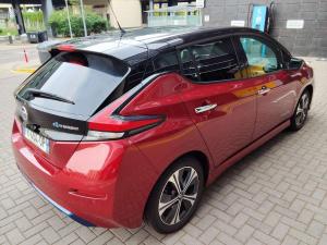Red Nissan Leaf 2020 in Vilnius, with an engine capacity of 0.00 L and mileage of 117 thousand km for 11599 €, photo 7 on AUTOMOTO.COM.LV