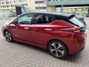Red Nissan Leaf 2020 in Vilnius, with an engine capacity of 0.00 L and mileage of 117 thousand km for 11599 €, photo 12 on AUTOMOTO.COM.LV