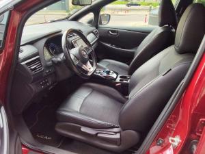 Red Nissan Leaf 2020 in Vilnius, with an engine capacity of 0.00 L and mileage of 117 thousand km for 11599 €, photo 14 on AUTOMOTO.COM.LV