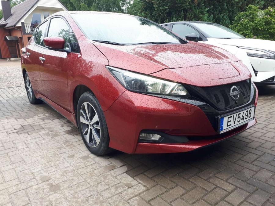 Sarkans Nissan Leaf 2020 Šilutė, ar dzinēja tilpumu 0.00 L un nobraukumu 55 tūkst. km par 11700 €, foto 4 vietnē AUTOMOTO.COM.LV