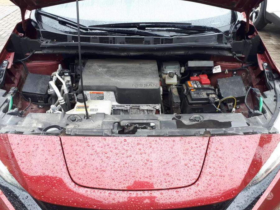 Sarkans Nissan Leaf 2020 Šilutė, ar dzinēja tilpumu 0.00 L un nobraukumu 55 tūkst. km par 11700 €, foto 8 vietnē AUTOMOTO.COM.LV