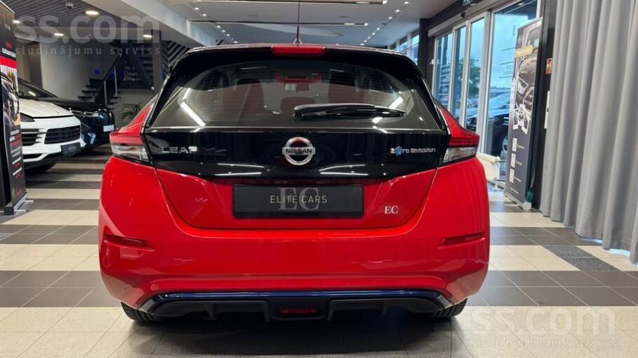 Sarkans Nissan Leaf 2021 Rīga, ar dzinēja tilpumu 0.00 L un nobraukumu 82 tūkst. km par 14990 €, foto 5 vietnē AUTOMOTO.COM.LV