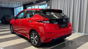 Sarkans Nissan Leaf 2021 Rīga, ar dzinēja tilpumu 0.00 L un nobraukumu 82 tūkst. km par 14990 €, foto 7 vietnē AUTOMOTO.COM.LV