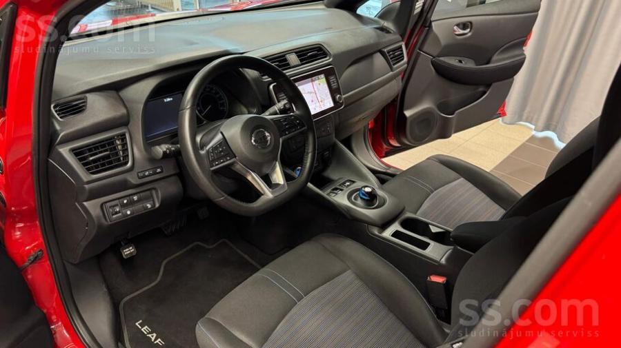 Sarkans Nissan Leaf 2021 Rīga, ar dzinēja tilpumu 0.00 L un nobraukumu 82 tūkst. km par 14990 €, foto 9 vietnē AUTOMOTO.COM.LV