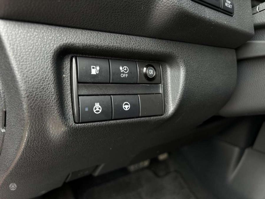 Sarkans Nissan Leaf 2021 Ukmergė, ar dzinēja tilpumu 0.00 L un nobraukumu 64 tūkst. km par 9400 €, foto 15 vietnē AUTOMOTO.COM.LV