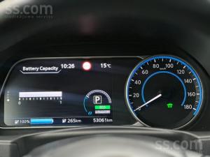 Red Nissan Leaf 2021 in Riga, with an engine capacity of 0.00 L and mileage of 53 thousand km for 14650 €, photo 17 on AUTOMOTO.COM.LV