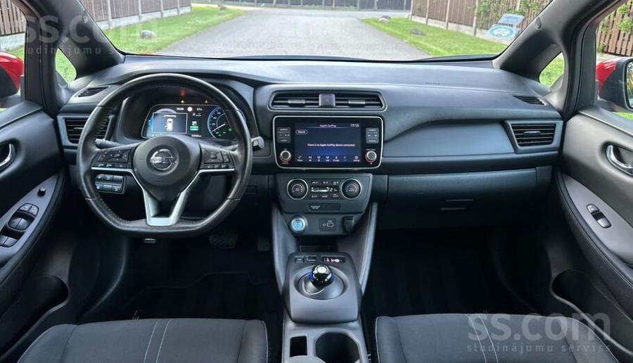 Red Nissan Leaf 2021 in Riga, with an engine capacity of 0.00 L and mileage of 53 thousand km for 14650 €, photo 19 on AUTOMOTO.COM.LV