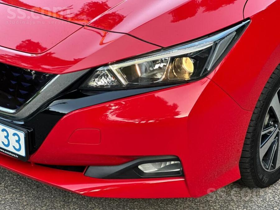 Red Nissan Leaf 2021 in Riga, with an engine capacity of 0.00 L and mileage of 53 thousand km for 14650 €, photo 32 on AUTOMOTO.COM.LV