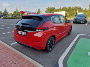 Red Nissan Leaf 2022 in Vilnius, with an engine capacity of 0.00 L and mileage of 49 thousand km for 15600 €, photo 5 on AUTOMOTO.COM.LV