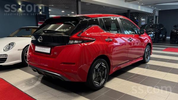 Red Nissan Leaf 2022 in Riga, with an engine capacity of 0.00 L and mileage of 36 thousand km for 16490 €, photo 2 on AUTOMOTO.COM.LV