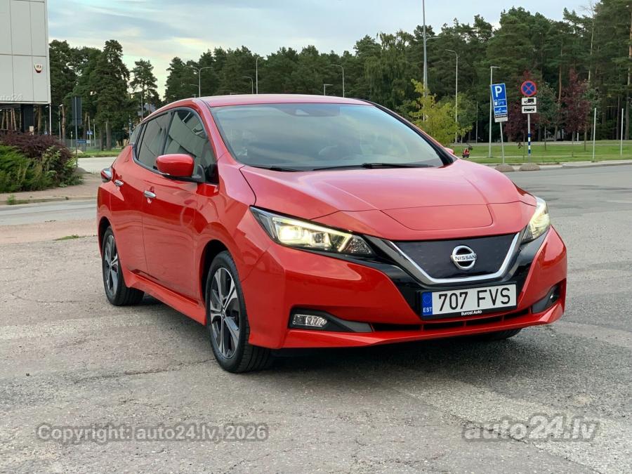 Red Nissan Leaf 2022 in Tallinn, with an engine capacity of 0.00 L and mileage of 53 thousand km for 15900 €, photo 3 on AUTOMOTO.COM.LV