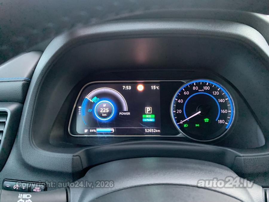 Red Nissan Leaf 2022 in Tallinn, with an engine capacity of 0.00 L and mileage of 53 thousand km for 15900 €, photo 18 on AUTOMOTO.COM.LV