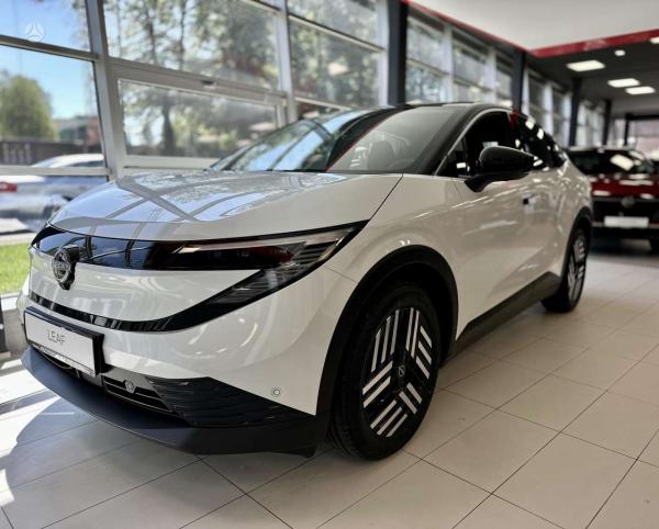 Balts Nissan Leaf 2026 Klaipėda, ar dzinēja tilpumu 0.00 L un nobraukumu 0 tūkst. km par 40890 €, foto 1 vietnē AUTOMOTO.COM.LV