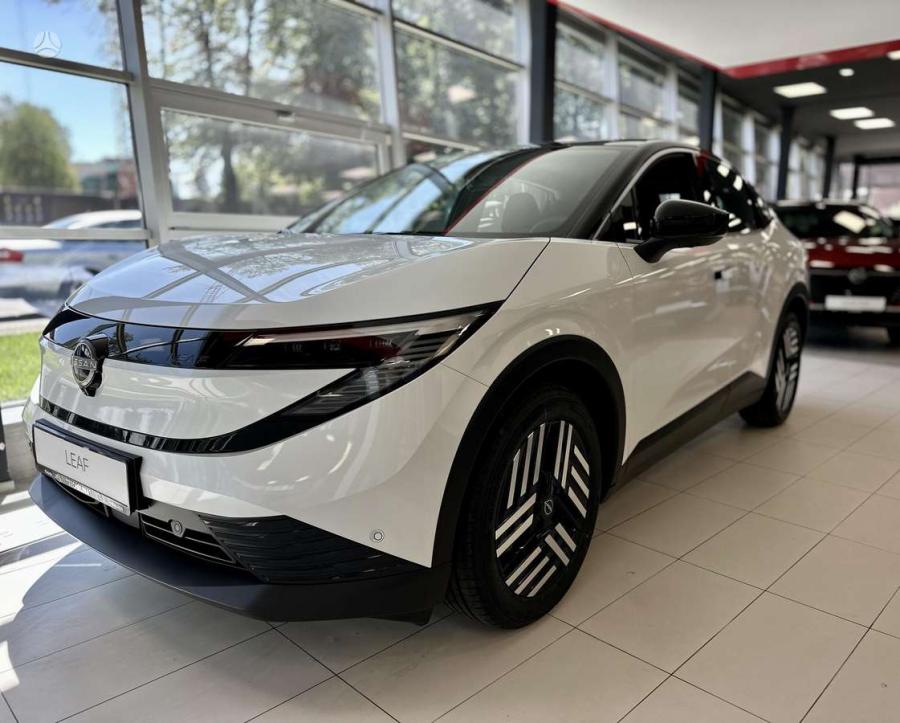 Balts Nissan Leaf 2026 Klaipėda, ar dzinēja tilpumu 0.00 L un nobraukumu 0 tūkst. km par 40890 €, foto 1 vietnē AUTOMOTO.COM.LV