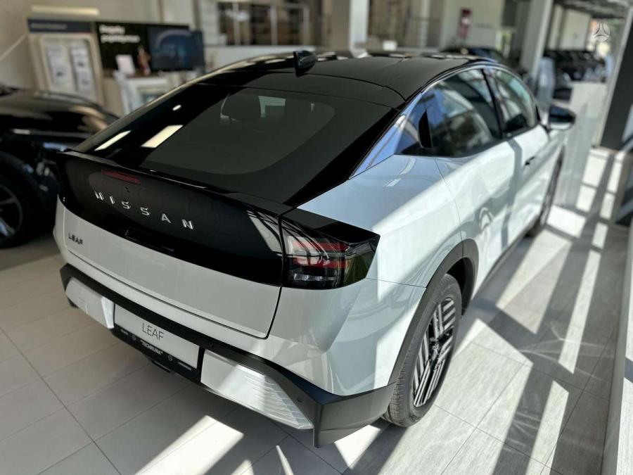 Balts Nissan Leaf 2026 Klaipėda, ar dzinēja tilpumu 0.00 L un nobraukumu 0 tūkst. km par 40890 €, foto 7 vietnē AUTOMOTO.COM.LV