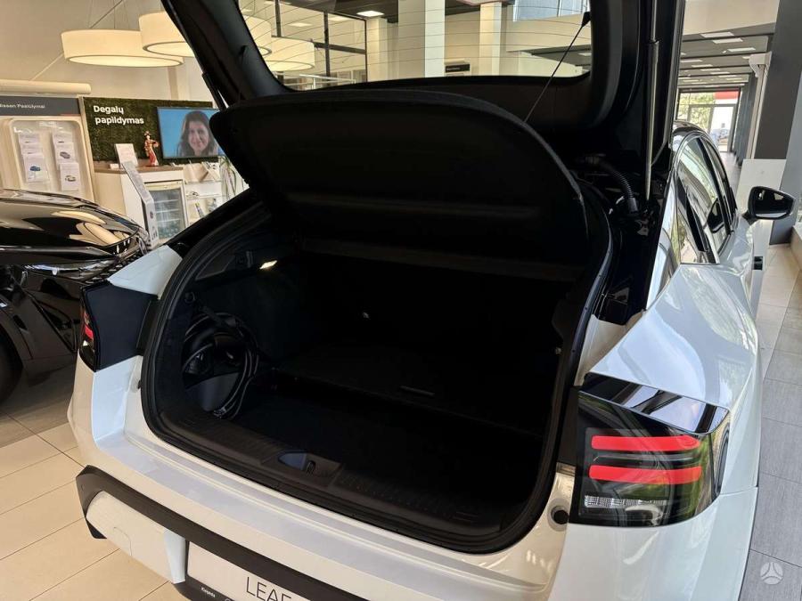 Balts Nissan Leaf 2026 Klaipėda, ar dzinēja tilpumu 0.00 L un nobraukumu 0 tūkst. km par 40890 €, foto 20 vietnē AUTOMOTO.COM.LV