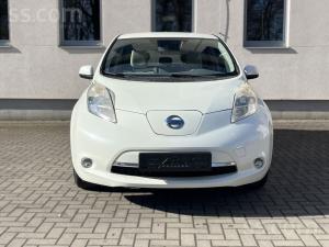 Balts Nissan Leaf 2012 Jelgava, ar dzinēja tilpumu 0.00 L un nobraukumu 171 tūkst. km par 4590 €, foto 3 vietnē AUTOMOTO.COM.LV