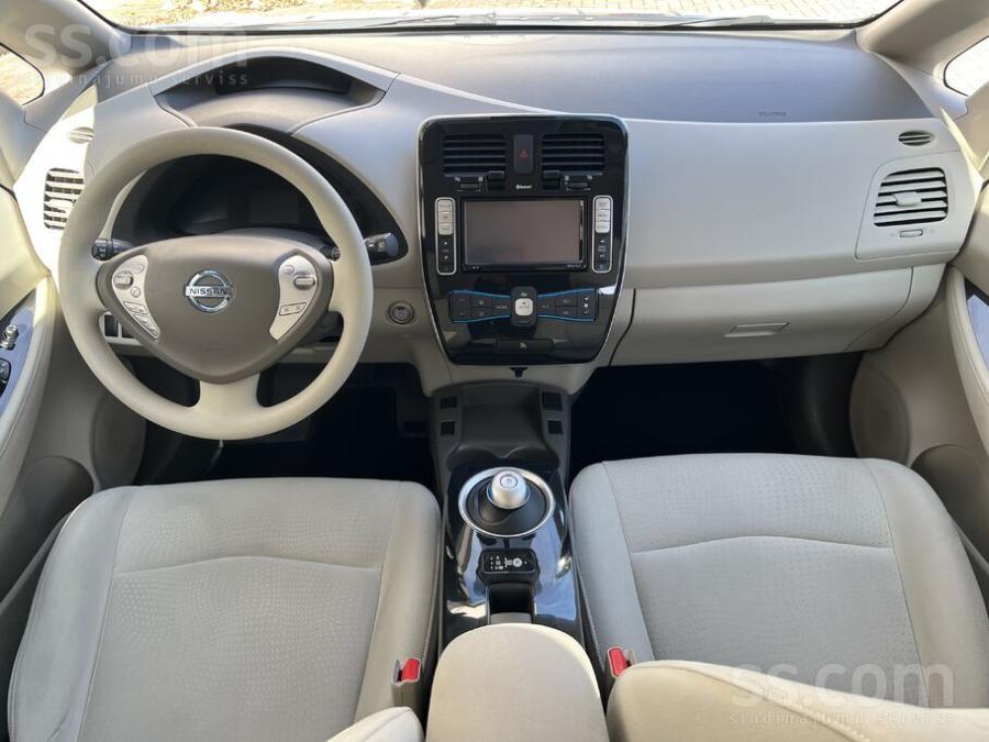 Balts Nissan Leaf 2012 Jelgava, ar dzinēja tilpumu 0.00 L un nobraukumu 171 tūkst. km par 4590 €, foto 15 vietnē AUTOMOTO.COM.LV