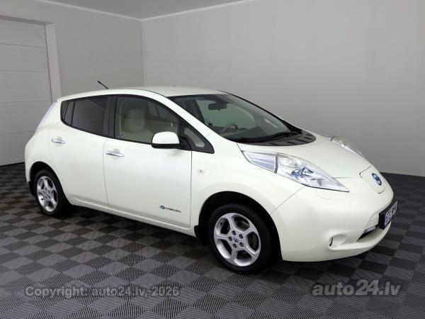 Balts Nissan Leaf 2012 Tallina, ar dzinēja tilpumu 0.00 L un nobraukumu 103 tūkst. km par 2999 €, foto 1 vietnē AUTOMOTO.COM.LV