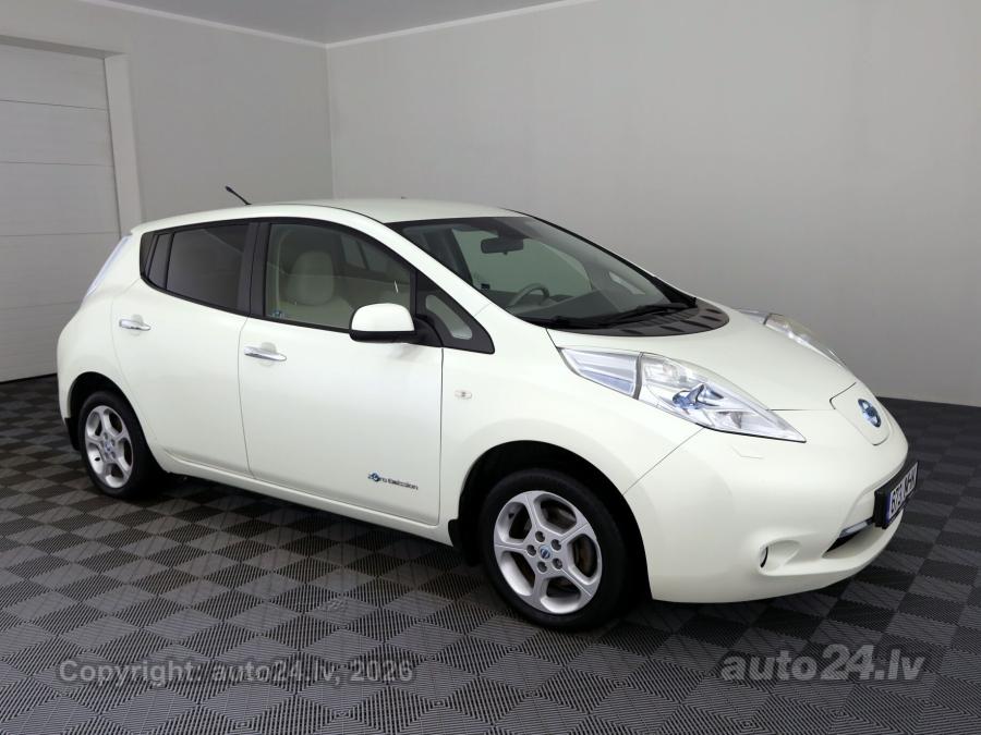 Balts Nissan Leaf 2012 Tallina, ar dzinēja tilpumu 0.00 L un nobraukumu 103 tūkst. km par 2999 €, foto 1 vietnē AUTOMOTO.COM.LV