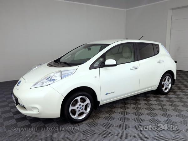 Balts Nissan Leaf 2012 Tallina, ar dzinēja tilpumu 0.00 L un nobraukumu 103 tūkst. km par 2999 €, foto 2 vietnē AUTOMOTO.COM.LV