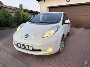 White Nissan Leaf 2013 in Vilnius, with an engine capacity of 0.00 L and mileage of 175 thousand km for 3680 €, photo  on AUTOMOTO.COM.LV