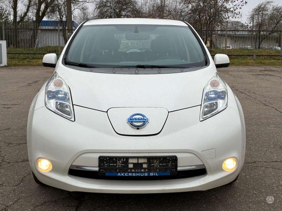 Balts Nissan Leaf 2014 Marijampole, ar dzinēja tilpumu 0.00 L un nobraukumu 109 tūkst. km par 3850 €, foto 6 vietnē AUTOMOTO.COM.LV