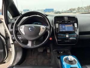Balts Nissan Leaf 2014 Marijampole, ar dzinēja tilpumu 0.00 L un nobraukumu 109 tūkst. km par 3850 €, foto 14 vietnē AUTOMOTO.COM.LV
