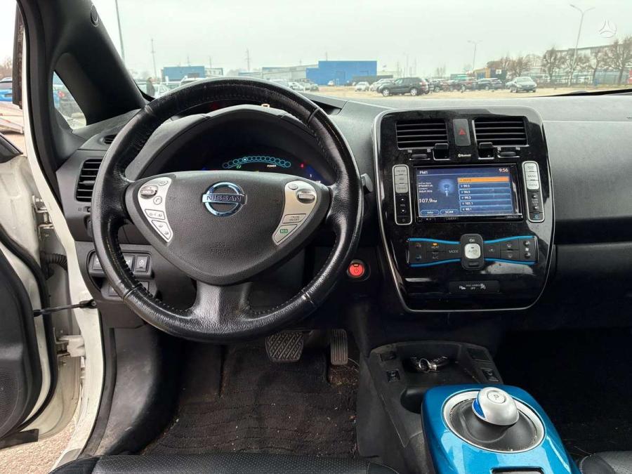 Balts Nissan Leaf 2014 Marijampole, ar dzinēja tilpumu 0.00 L un nobraukumu 109 tūkst. km par 3850 €, foto 14 vietnē AUTOMOTO.COM.LV