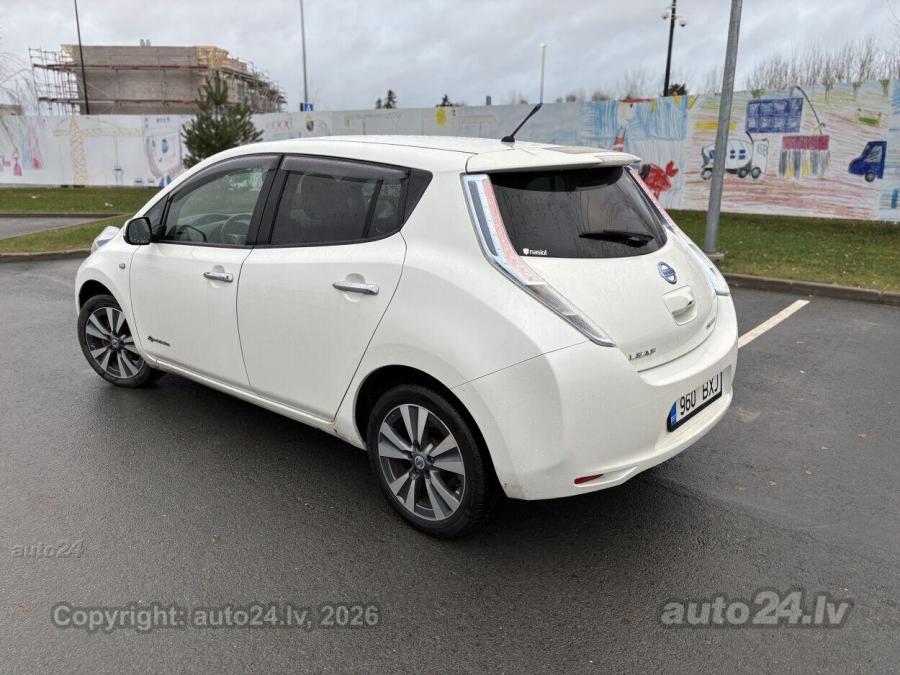 Balts Nissan Leaf 2014 Tallina, ar dzinēja tilpumu 0.00 L un nobraukumu 190 tūkst. km par 3850 €, foto 15 vietnē AUTOMOTO.COM.LV