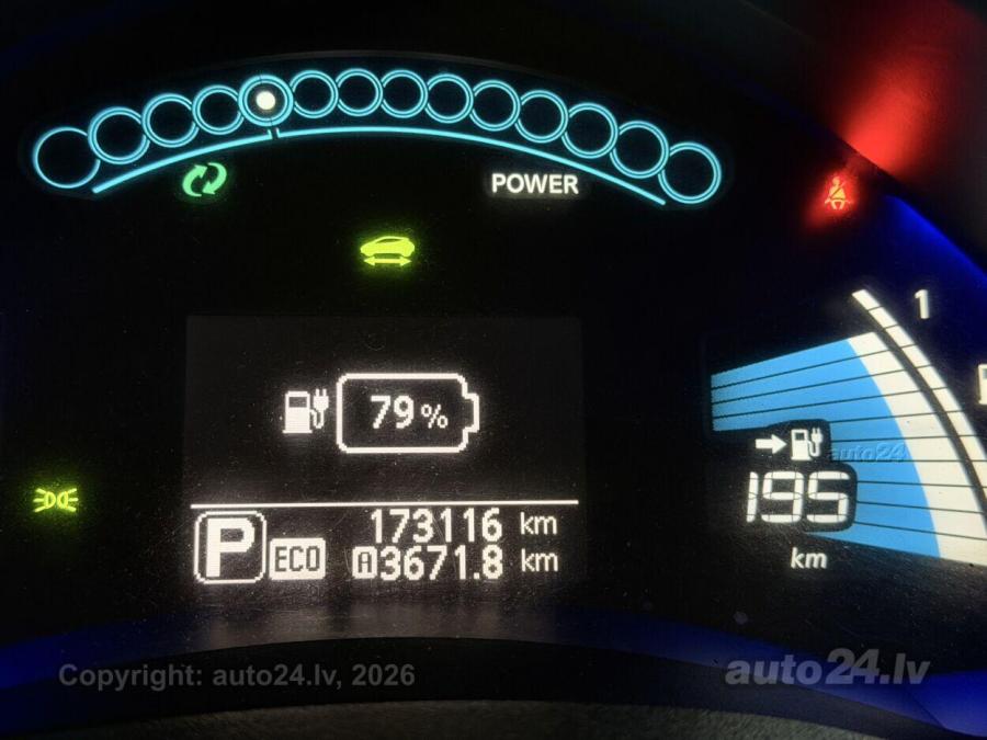 Balts Nissan Leaf 2014 Tallina, ar dzinēja tilpumu 0.00 L un nobraukumu 173 tūkst. km par 14500 €, foto 9 vietnē AUTOMOTO.COM.LV