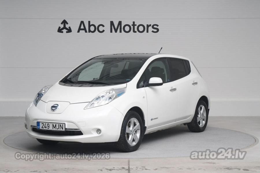 White Nissan Leaf 2014 in Tallinn, with an engine capacity of 0.00 L and mileage of 80 thousand km for 3890 €, photo 1 on AUTOMOTO.COM.LV