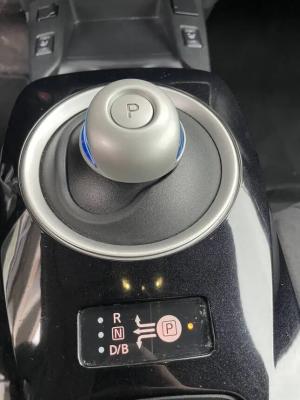 Balts Nissan Leaf 2014 Rīga, ar dzinēja tilpumu 0.10 L un nobraukumu 156 tūkst. km par 7500 €, foto 15 vietnē AUTOMOTO.COM.LV