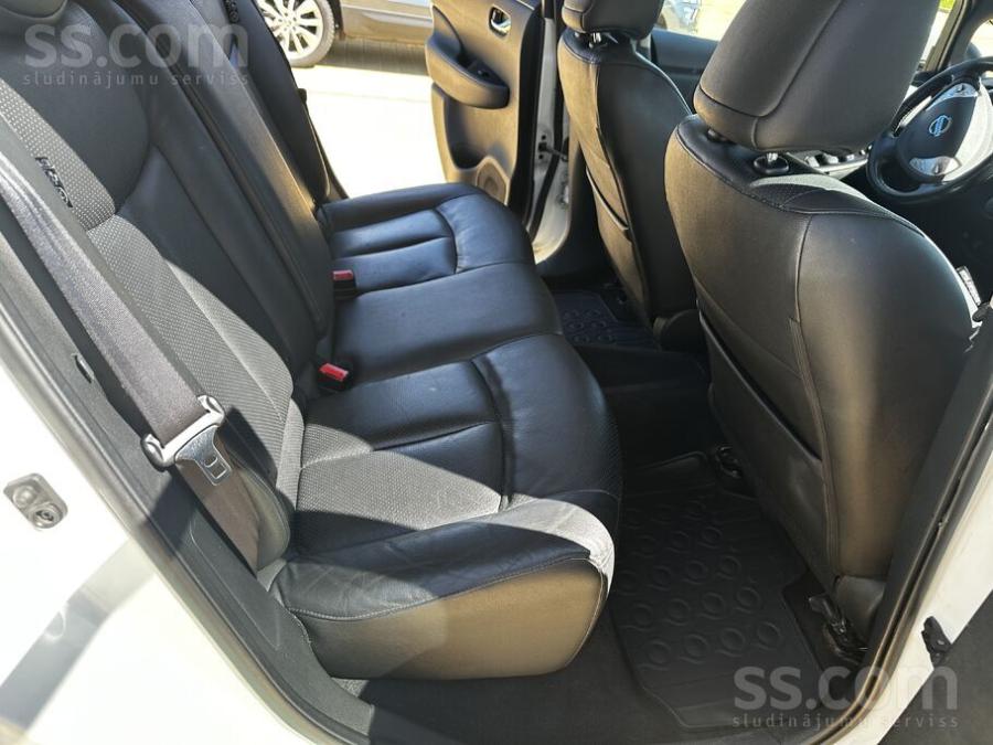 White Nissan Leaf 2015 in Riga, with an engine capacity of 0.00 L and mileage of 137 thousand km for 5590 €, photo 12 on AUTOMOTO.COM.LV