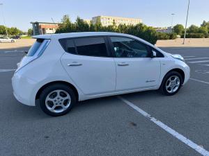 Balts Nissan Leaf 2016 Šauļi, ar dzinēja tilpumu 0.00 L un nobraukumu 60 tūkst. km par 5900 €, foto 8 vietnē AUTOMOTO.COM.LV