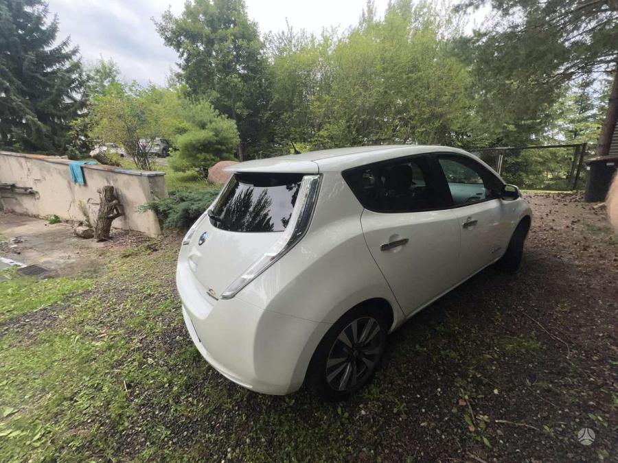 Balts Nissan Leaf 2016 Viļņa, ar dzinēja tilpumu 0.00 L un nobraukumu 97 tūkst. km par 4999 €, foto 10 vietnē AUTOMOTO.COM.LV
