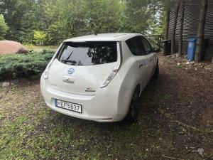 Balts Nissan Leaf 2016 Viļņa, ar dzinēja tilpumu 0.00 L un nobraukumu 97 tūkst. km par 4999 €, foto 11 vietnē AUTOMOTO.COM.LV
