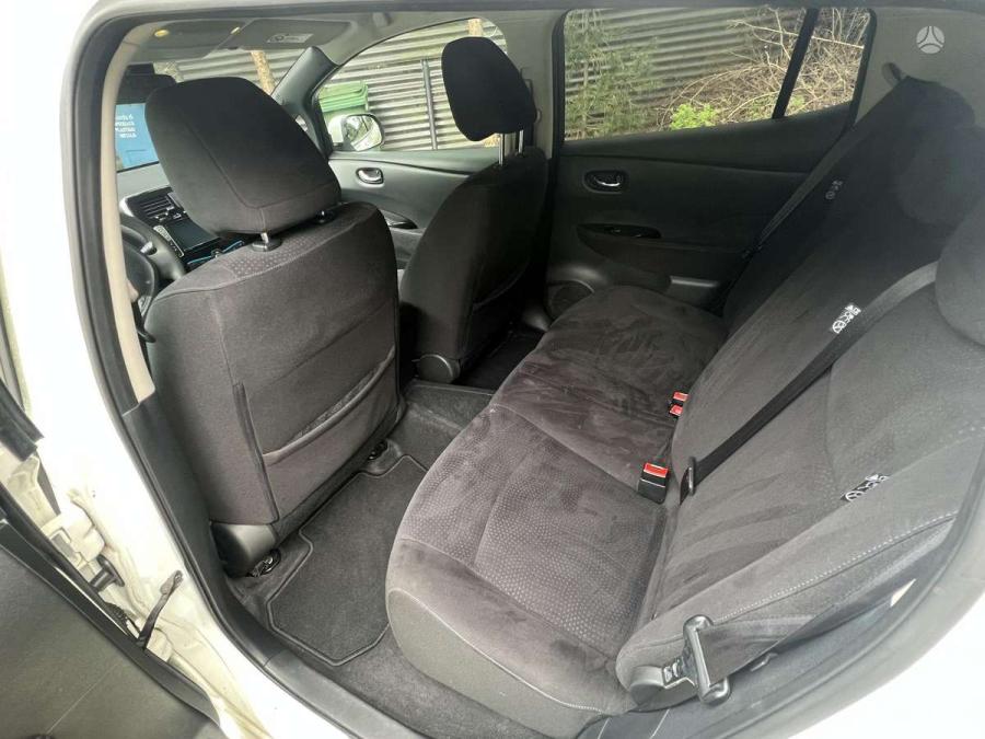 Balts Nissan Leaf 2016 Viļņa, ar dzinēja tilpumu 0.00 L un nobraukumu 97 tūkst. km par 4999 €, foto 14 vietnē AUTOMOTO.COM.LV
