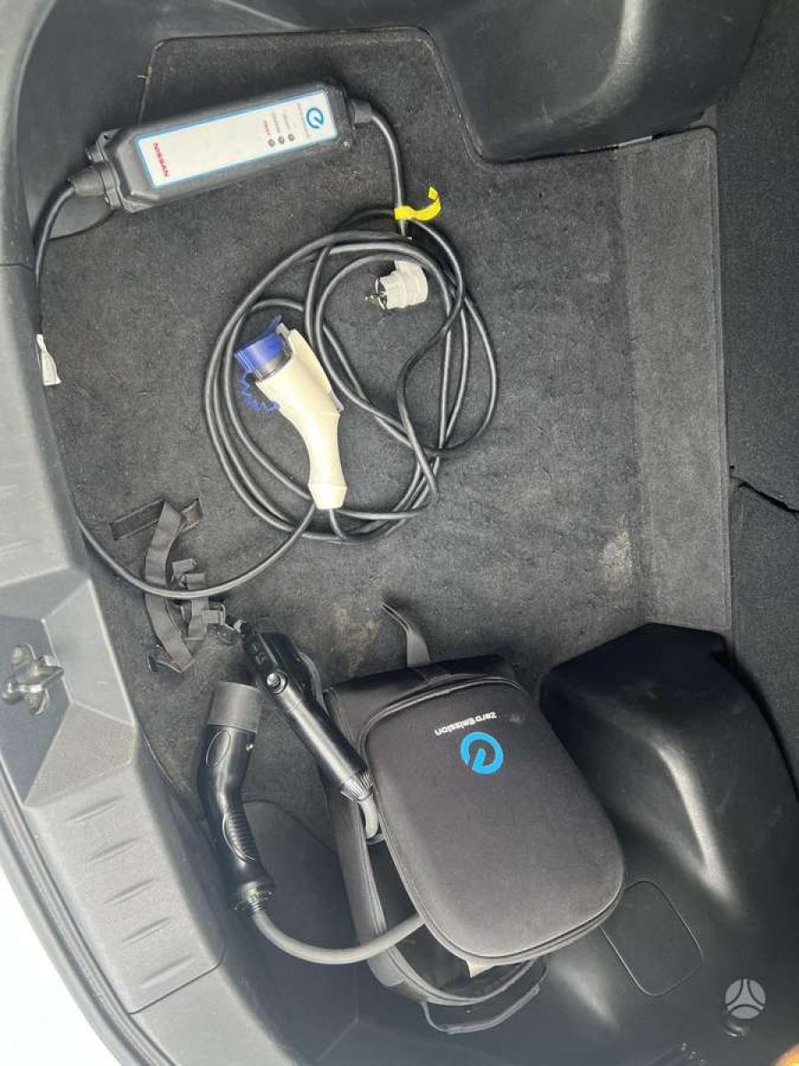 Balts Nissan Leaf 2016 Viļņa, ar dzinēja tilpumu 0.00 L un nobraukumu 97 tūkst. km par 4999 €, foto 22 vietnē AUTOMOTO.COM.LV