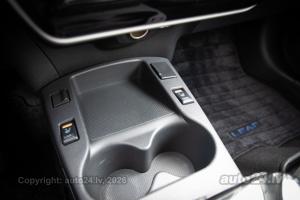 White Nissan Leaf 2017 in Tallinn, with an engine capacity of 0.00 L and mileage of 53 thousand km for 8100 €, photo 9 on AUTOMOTO.COM.LV
