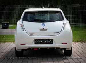 White Nissan Leaf 2017 in Tallinn, with an engine capacity of 0.00 L and mileage of 53 thousand km for 8100 €, photo 16 on AUTOMOTO.COM.LV