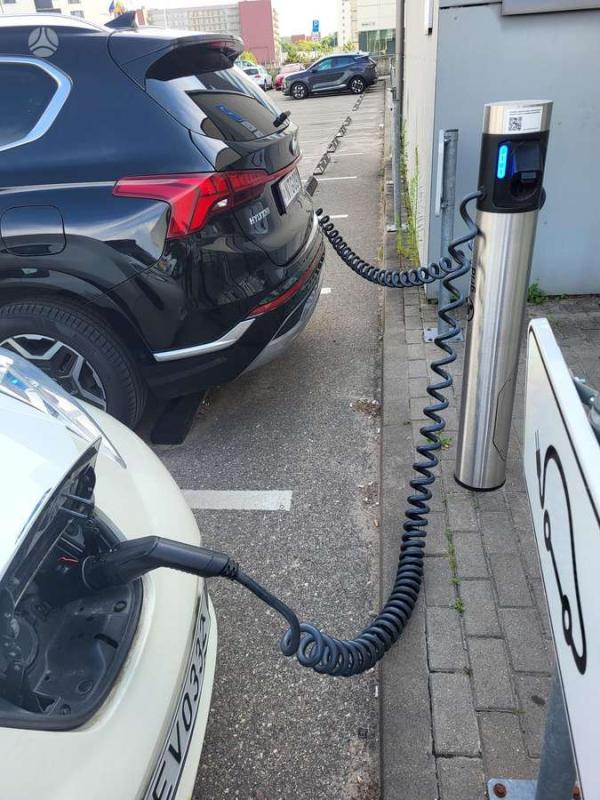 Balts Nissan Leaf 2017 Viļņa, ar dzinēja tilpumu 0.00 L un nobraukumu 133 tūkst. km par 5100 €, foto 2 vietnē AUTOMOTO.COM.LV