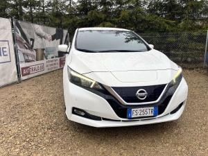 White Nissan Leaf 2018 in Kaunas, with an engine capacity of 0.00 L and mileage of 65 thousand km for 9350 €, photo  on AUTOMOTO.COM.LV