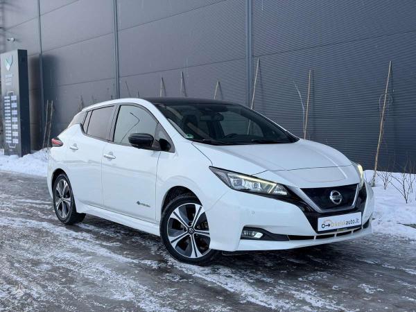 White Nissan Leaf 2018 in Vilnius, with an engine capacity of 0.00 L and mileage of 134 thousand km for 8999 €, photo 1 on AUTOMOTO.COM.LV