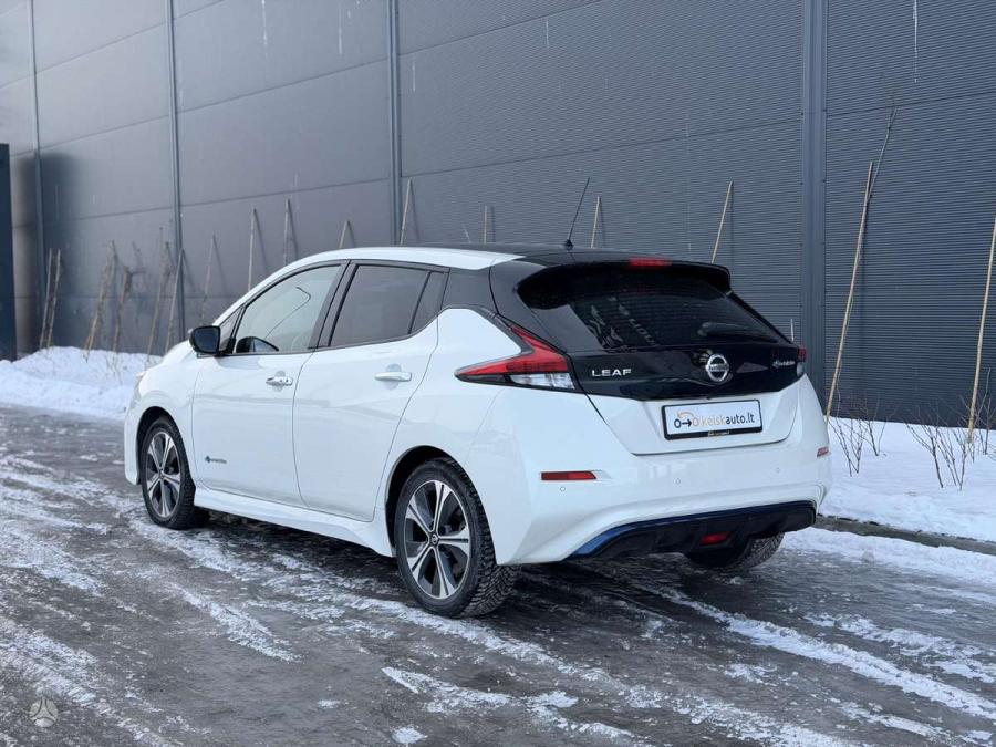 Balts Nissan Leaf 2018 Viļņa, ar dzinēja tilpumu 0.00 L un nobraukumu 134 tūkst. km par 8999 €, foto 13 vietnē AUTOMOTO.COM.LV