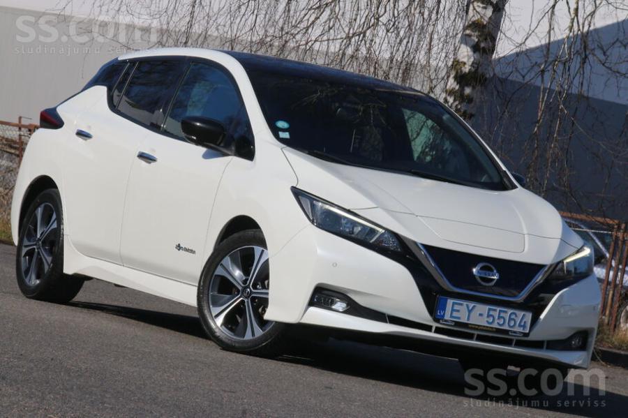 Balts Nissan Leaf 2018 Rīga, ar dzinēja tilpumu 0.00 L un nobraukumu 0 tūkst. km par 10990 €, foto 4 vietnē AUTOMOTO.COM.LV