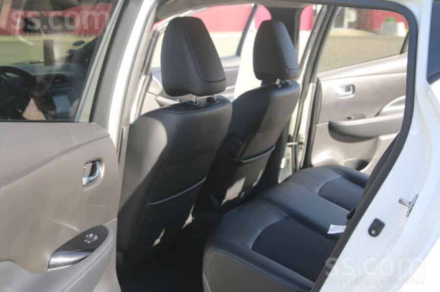 Balts Nissan Leaf 2018 Rīga, ar dzinēja tilpumu 0.00 L un nobraukumu 0 tūkst. km par 10990 €, foto 18 vietnē AUTOMOTO.COM.LV